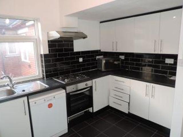 6 Bedrooms Flat for rent in Miskin Street, Cardiff, Caerdydd CF24