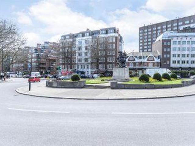 6 Bedrooms Flat for rent in Park Road, London NW8