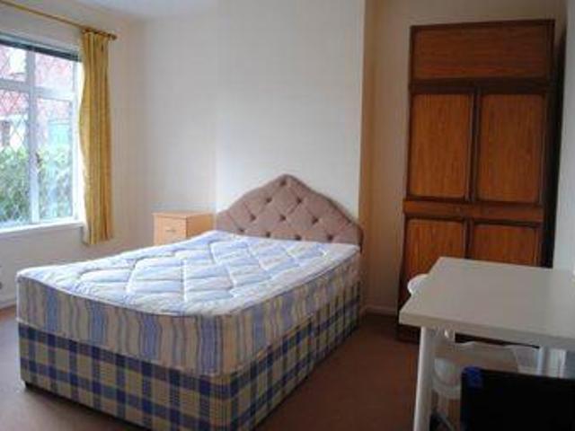 6 Bedrooms for rent in Maygoods Close, Cowley, Uxbridge UB8