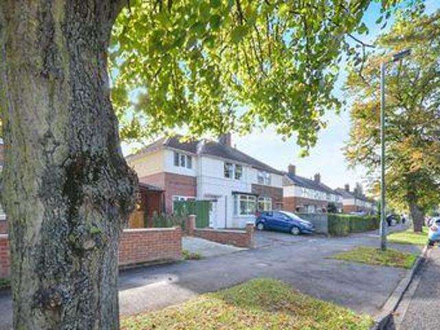 6 Bedrooms for rent in Melrosegate, York YO10