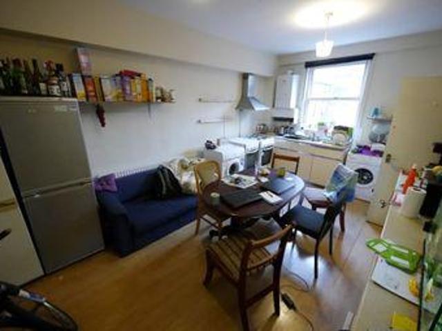 6 Bedrooms for rent in Archery Terrace, Leeds LS2