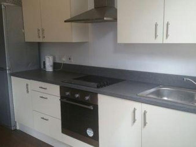 6 Bedrooms for rent in Ash Grove, Hyde Park, Leeds 1Ay, Hyde Park, UK LS6