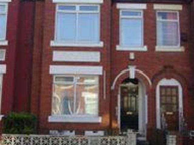 6 Bedrooms for rent in Berkeley Avenue, Manchester M14
