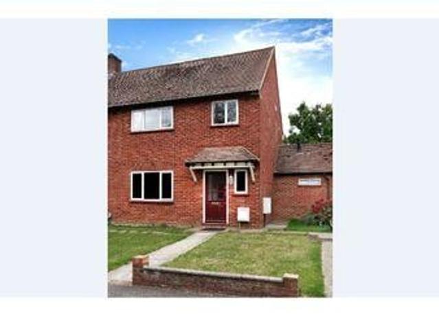 6 Bedrooms for rent in Cobbett Road, Guildford GU2