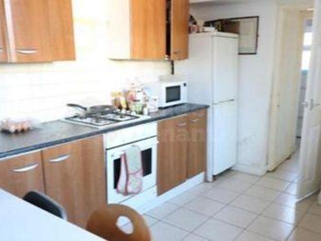 6 Bedrooms for rent in Drummond Street, Wolverhampton, West Midlands WV1