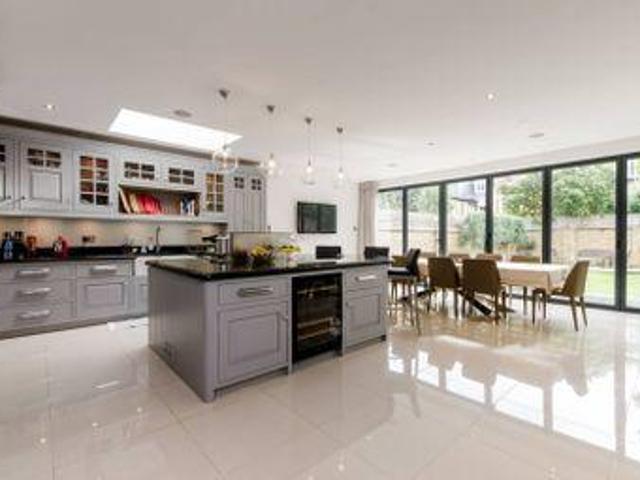 6 Bedrooms for rent in Ellerby Street, Fulham SW6