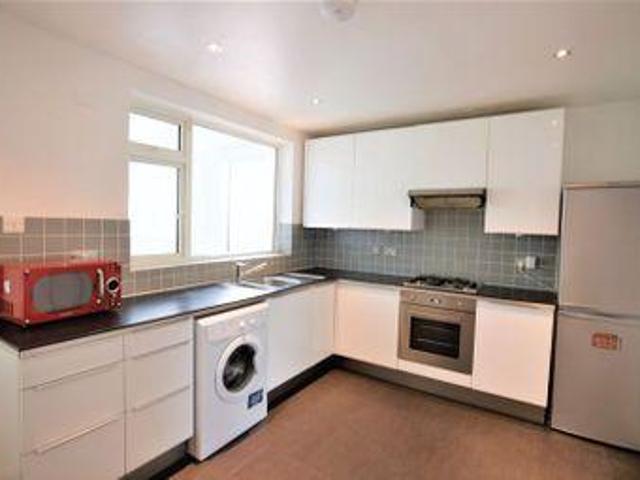 6 Bedrooms for rent in Findon Road, Brighton BN2