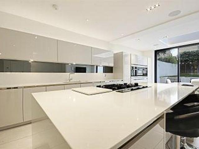 6 Bedrooms for rent in Gunterstone Road, London W14