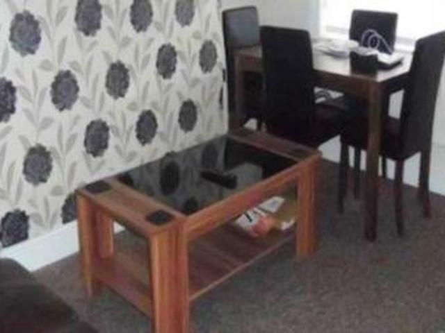 6 Bedrooms for rent in Great Clowes Street, Salford M7