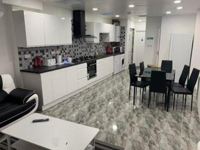 6 Bedrooms for rent in Heeley Road, Selly Oak, Birmingham B29