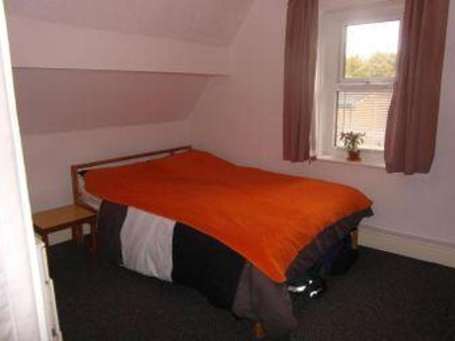 6 Bedrooms for rent in Highnam Crescent Road, Sheffield S10