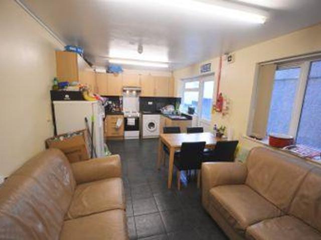 6 Bedrooms for rent in King Edwards Road, Swansea SA1