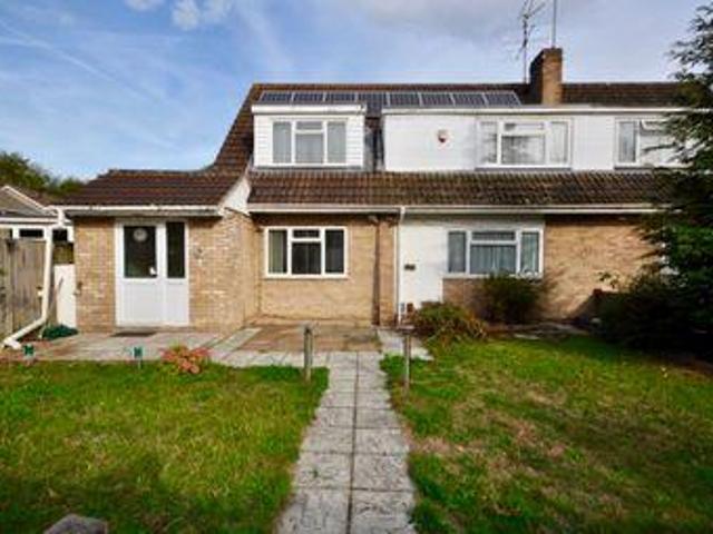 6 Bedrooms for rent in Kingfisher Drive, Woodley, Reading RG5