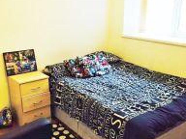 6 Bedrooms for rent in Page Street, Swansea SA1