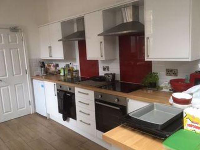 6 Bedrooms for rent in Pomona Street, Sheffield S11