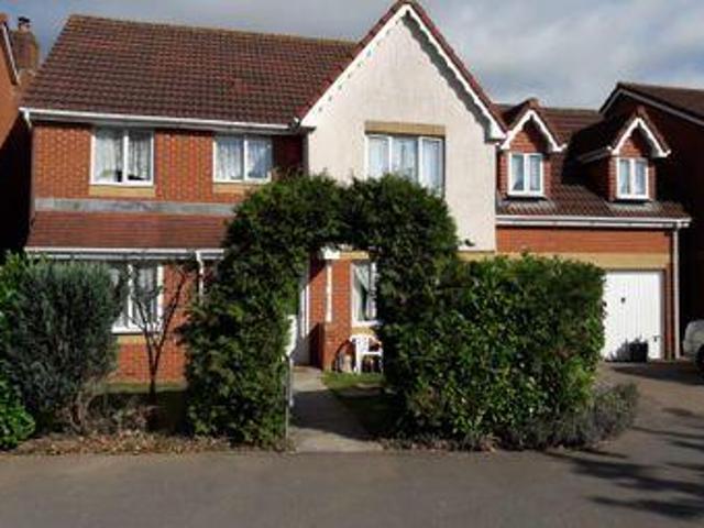 6 Bedrooms for rent in Pomphrey Hill, Mangotsfield, Bristol BS16