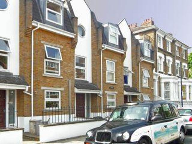 6 Bedrooms for rent in Portland Villas, Benbow Road, London W6