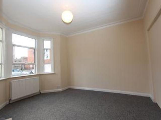 6 Bedrooms for rent in Ruskin Avenue, London E12