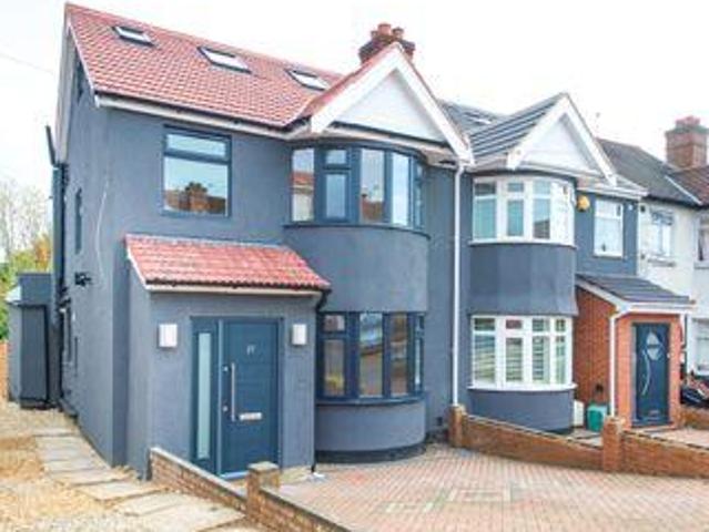 6 Bedrooms for sale in Church Drive, London NW9