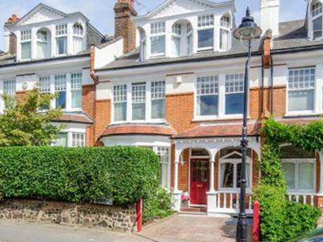 6 Bedrooms for sale in Elms Avenue, London N10