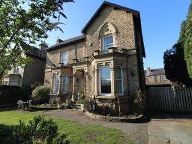 6 Bedrooms for sale in Gledholt Road, Huddersfield HD1