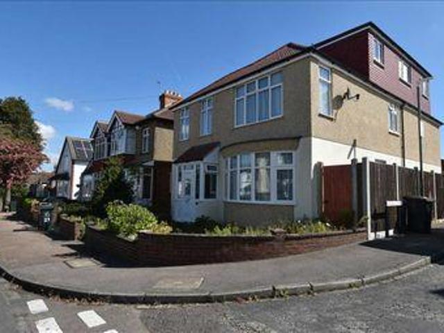 6 Bedrooms for sale in Havelock Road, Dartford DA1