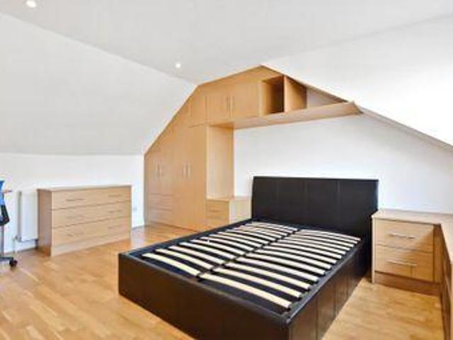 6 Bedrooms Semi detached house for rent in Crewdson Road, London SW9