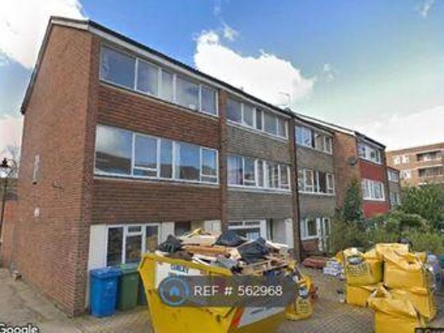 6 Bedrooms Semi detached house for rent in Beaulieu Close, London SE5