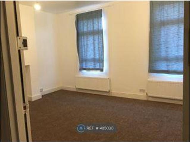 6 Bedrooms Semi detached house for rent in Davidson Road, Croydon CR0