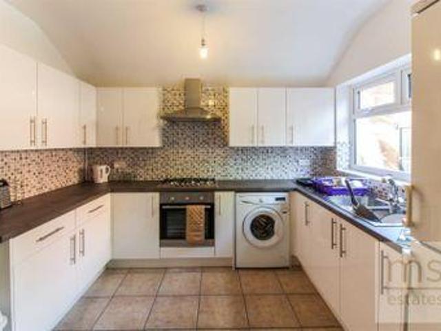 6 Bedrooms Semi detached house for rent in Derby Road, Lenton, Nottingham NG7