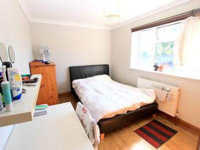 6 Bedrooms Semi detached house for rent in Eatsbourne Road, Brighton BN2