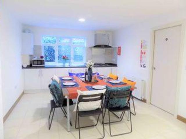 6 Bedrooms Semi detached house for rent in Sheriff Avenue, Coventry CV4