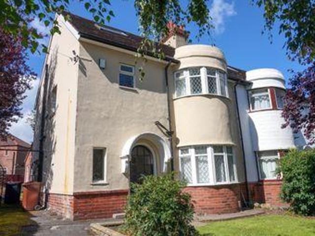 6 Bedrooms Semi detached house for rent in St Annes Lane, Leeds LS4