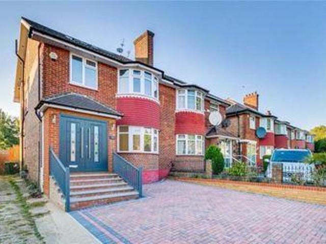 6 Bedrooms Semi detached house for rent in Perryn Road, Acton, London W3
