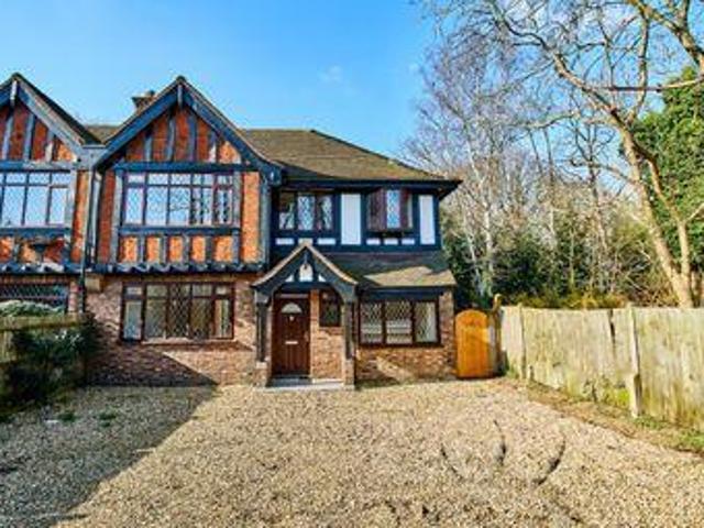 6 Bedrooms Semi detached house for rent in Roehampton Vale, Richmond, Surrey, London SW15