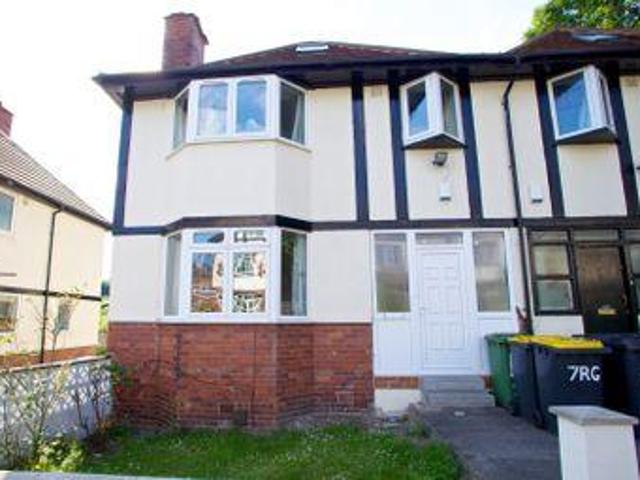 6 Bedrooms Semi detached house for rent in Rokeby Gardens, Headingley, Leeds LS6