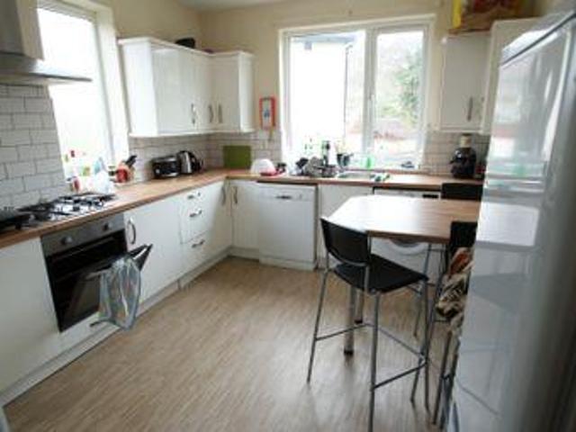 6 Bedrooms Semi detached house for rent in Rokeby Gardens, Headingley, Leeds LS6
