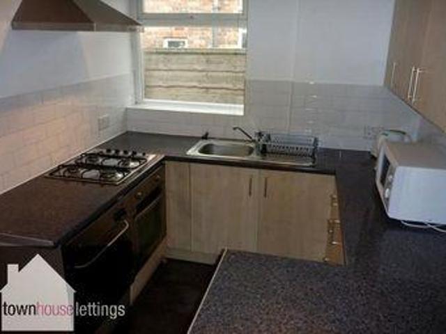 6 Bedrooms Semi detached house for rent in Talbot Road, Fallowfield, Manchester M14