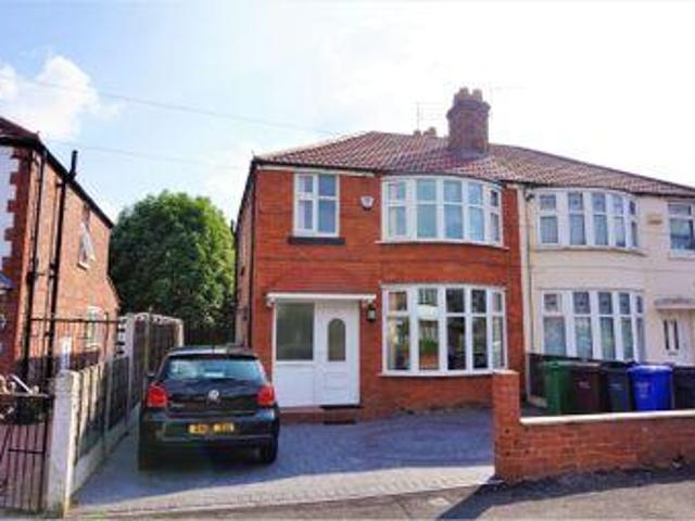 6 Bedrooms Semi detached house for rent in Victoria Road, Manchester M14