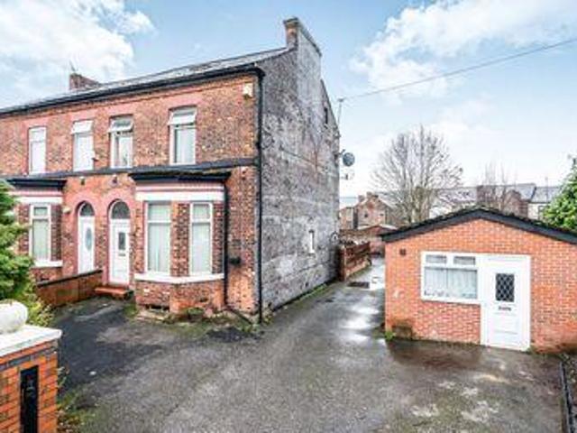 6 Bedrooms Semi detached house for sale in Cromwell Road, Eccles, Manchester M30
