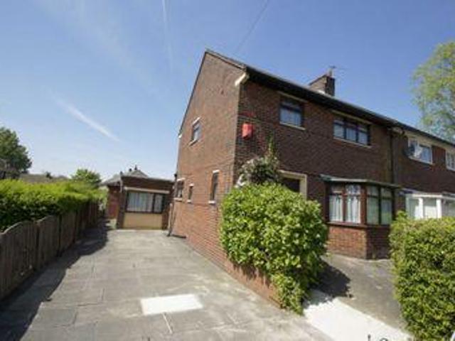 6 Bedrooms Semi detached house for sale in Ainsworth Avenue, Horwich, Bolton BL6