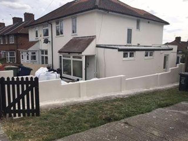 6 Bedrooms Semi detached house for sale in Edrick Road, Edgware HA8