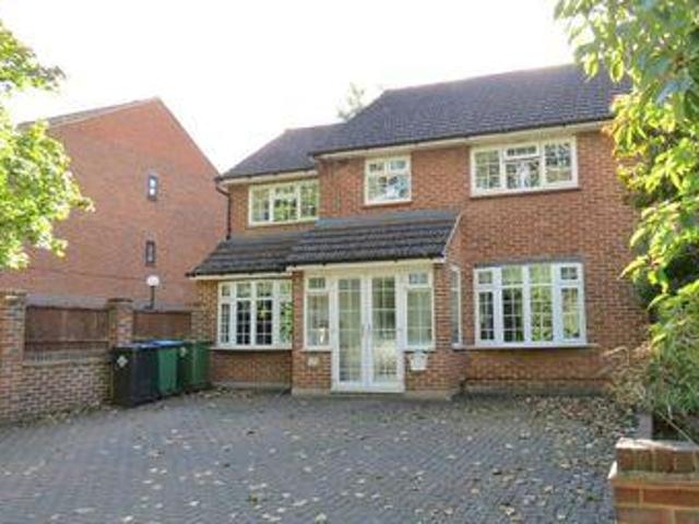 6 Bedrooms Semi detached house for sale in Horseshoe Lane, Watford, Hertfordshire WD25