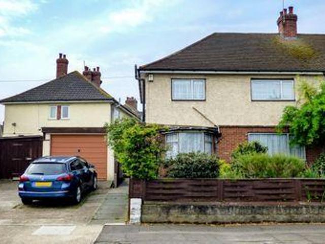6 Bedrooms Semi detached house for sale in Newmans Road, Northfleet, Gravesend DA11