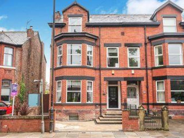 6 Bedrooms Semi detached house for sale in Stretford Road, Manchester M41