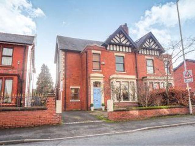 6 Bedrooms Semi detached house for sale in Watling Street Road, Preston PR2