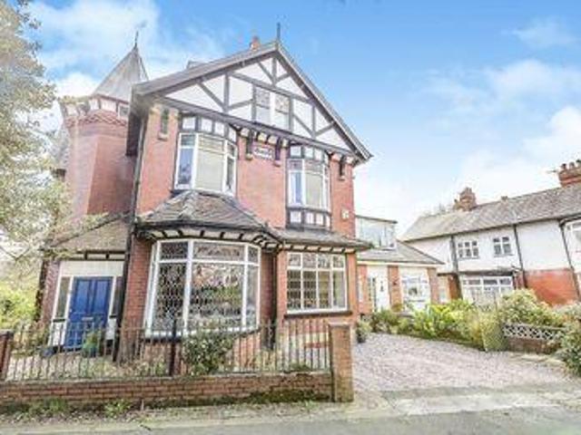 6 Bedrooms Semi detached house for sale in Victoria Road, Fulwood, Preston PR2