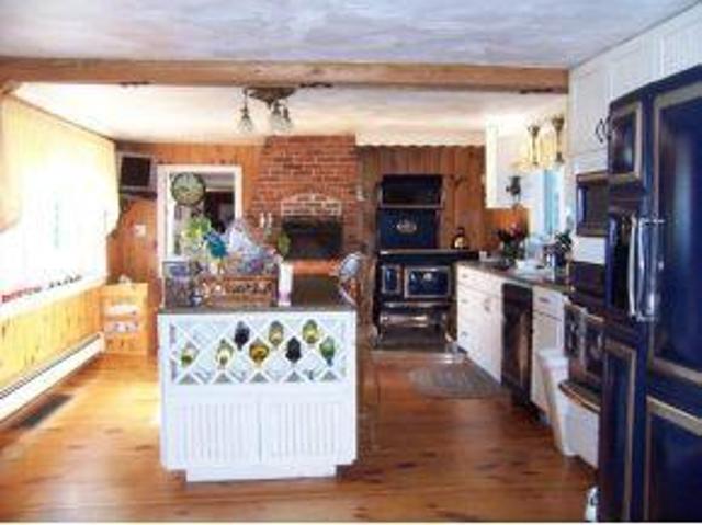6 Bedrooms Single Family Detached for sale in Pittsfield, New Hampshire
