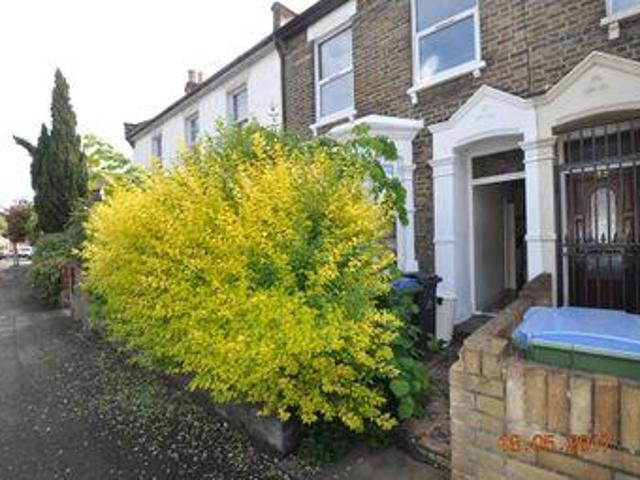 6 Bedrooms Terraced house for rent in Napier Road, London E11
