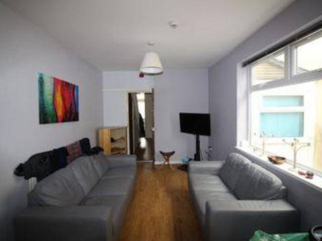 6 Bedrooms Terraced house for rent in Dogfield Street, Cathays, Cardiff. CF24